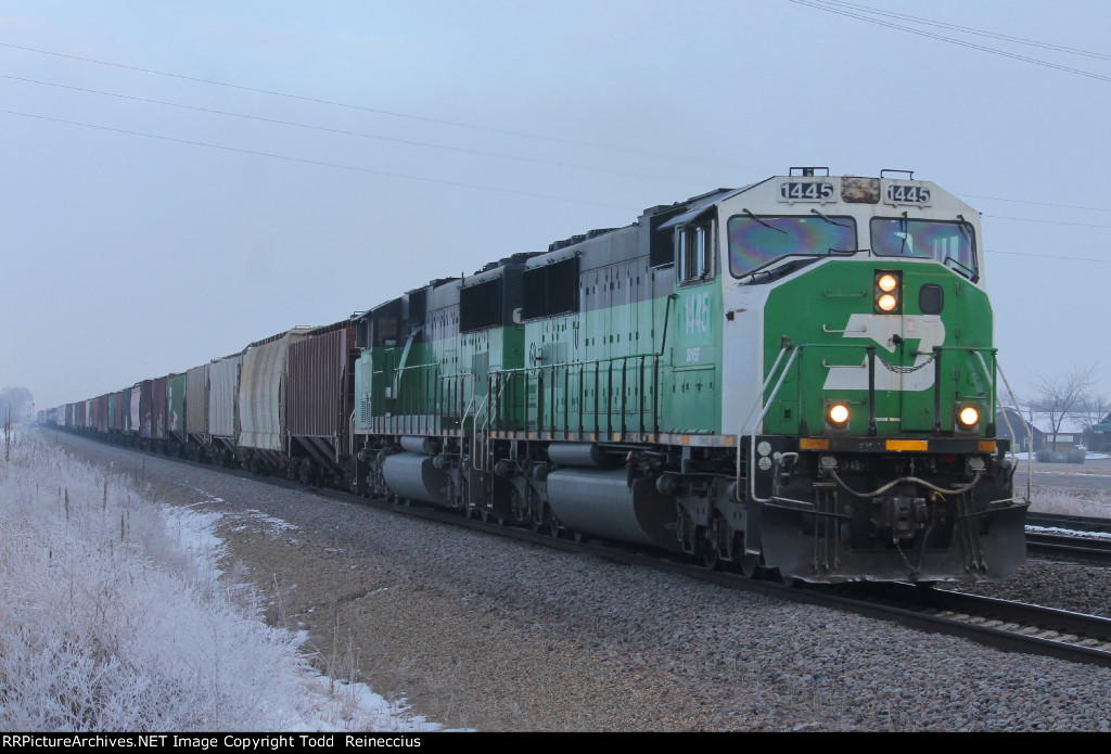 BNSF 1445